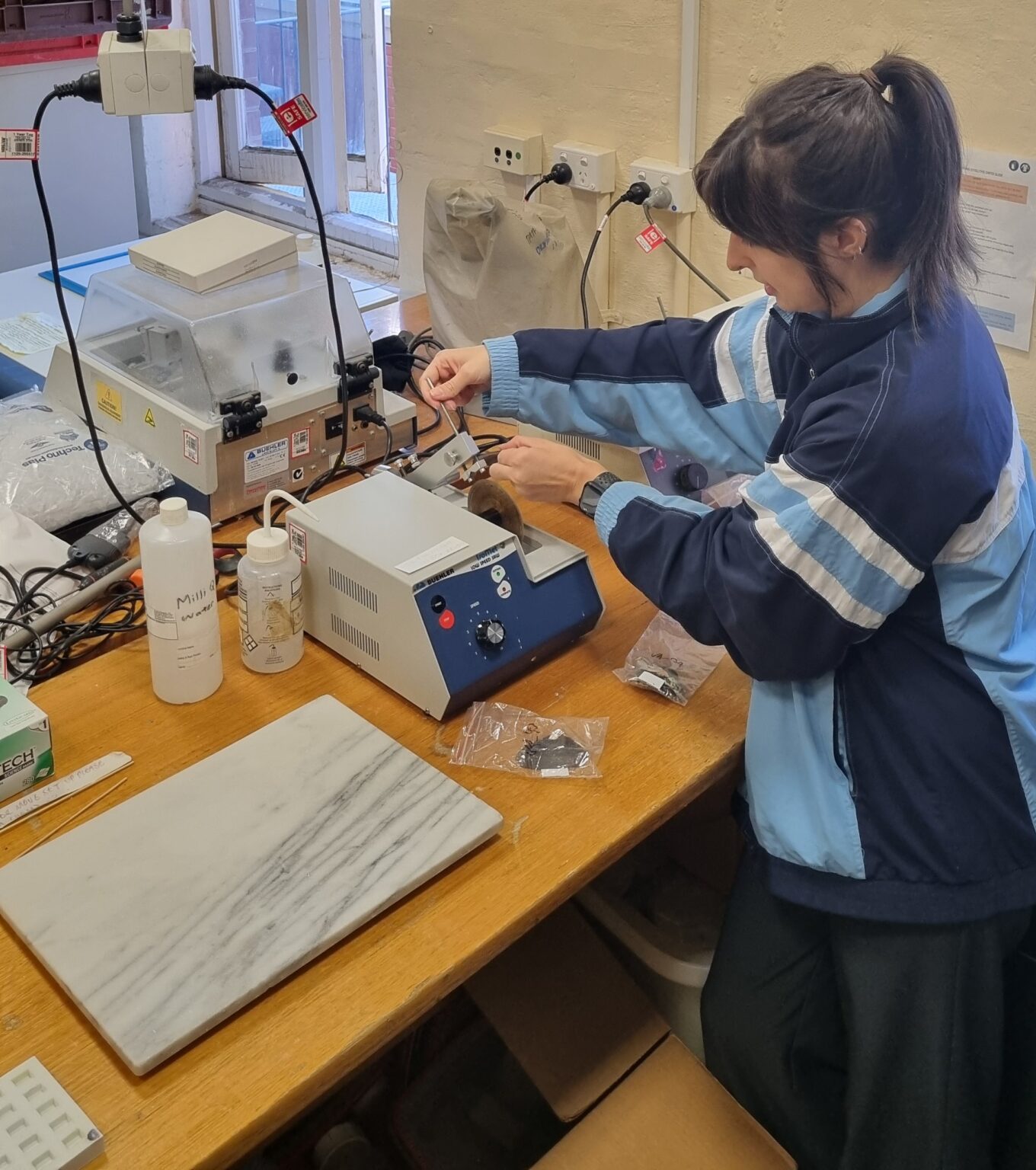 A day at the lab ageing Lokeri (floodplain mussels) | CLLMM Research Centre